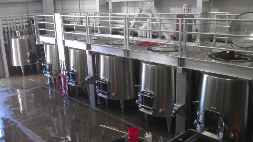 Cuves inox Lejeune concepteur et fabricant de cuve vin matériel et ...